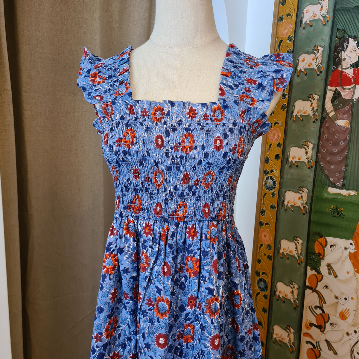 The PAPRIKA dress - blue with red floral – The Planter‘s Bungalow