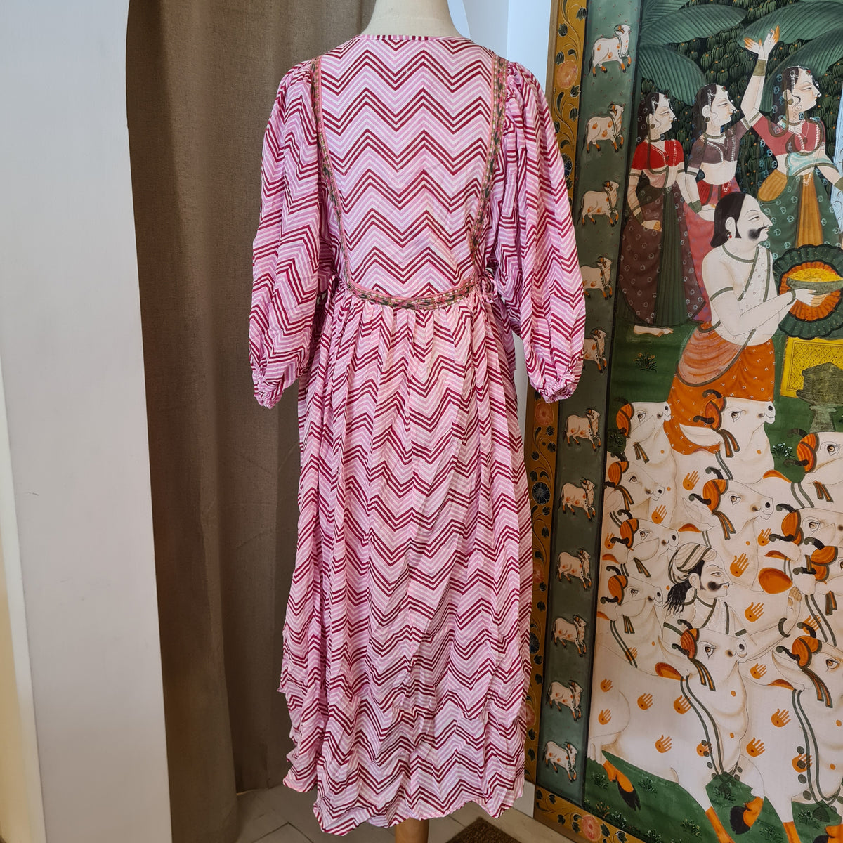 The NUTMEG midi - pink zigzag – The Planter‘s Bungalow